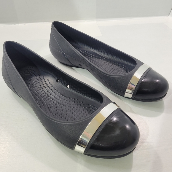 CROCS | Shoes | Crocs Cap Toe Mirror Black Slipon Ballet Flats Women ...